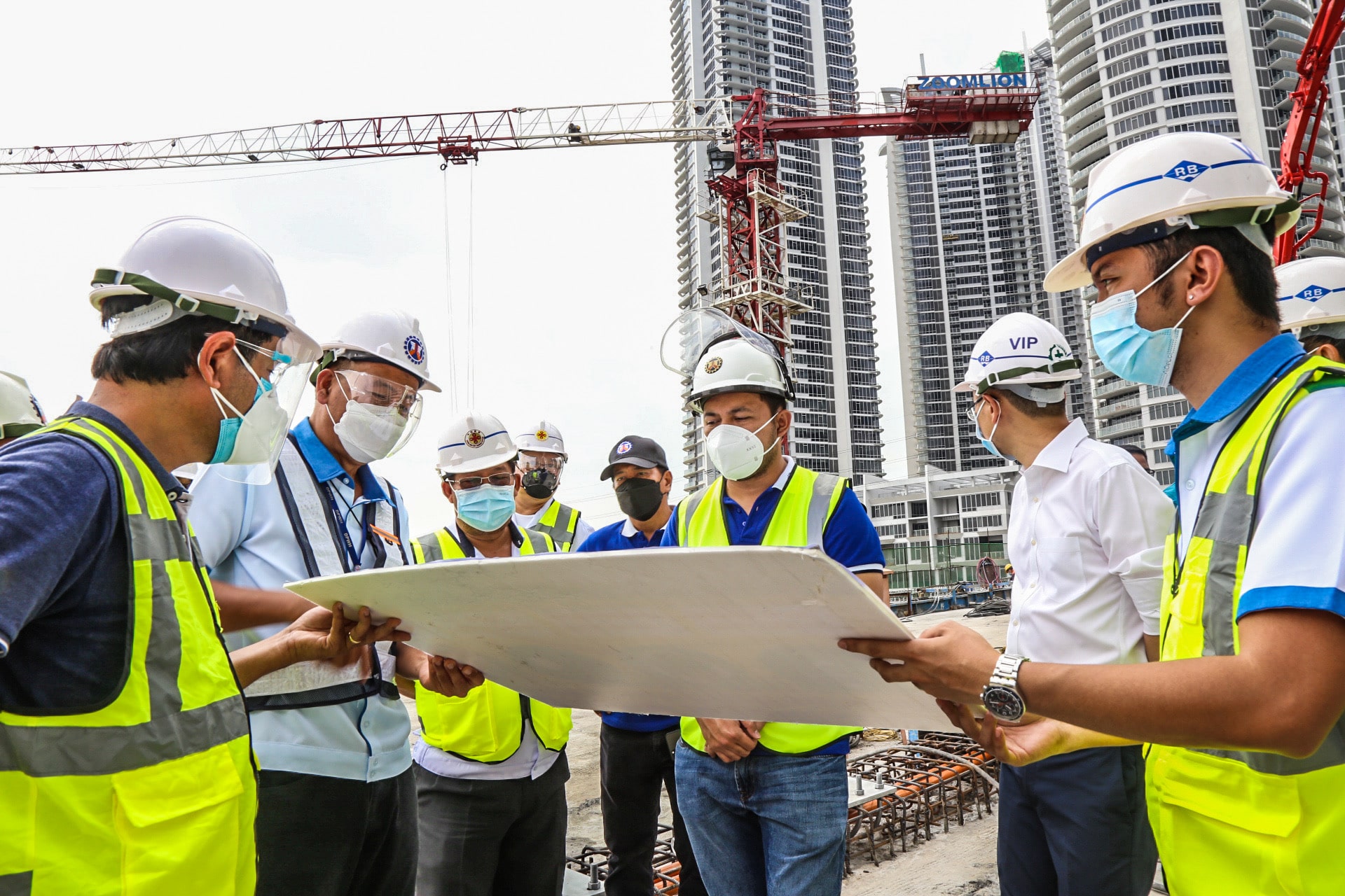 Valiant Leader: The Simple Life of Mark Villar – ModernJournalTrends