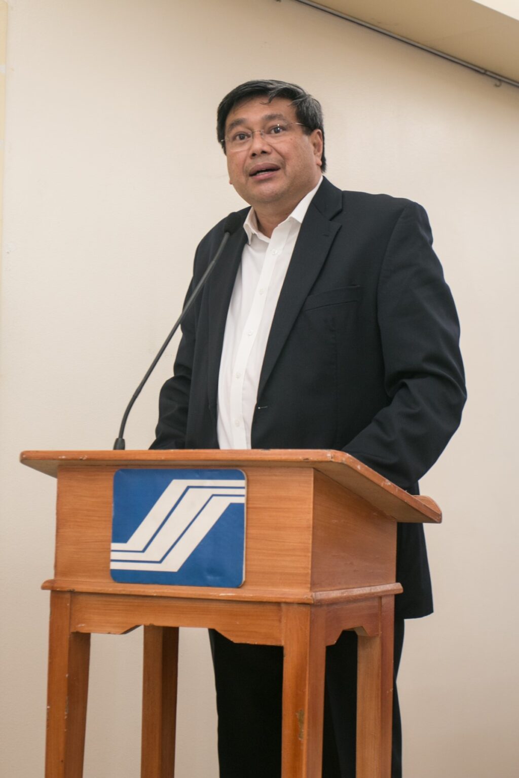 SSS, UnionBank sign Memorandum of Agreement for UMID Pay Card Program ...