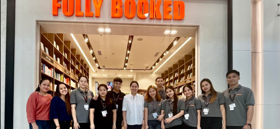 Fully Booked Opens a New Branch in Sto. Tomas, Batangas – Modern ...