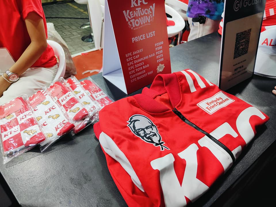 PAINT THE TOWN RED AT THE KFC KENTUCKY TOWN MUSIC AND ARTS FESTIVAL ...